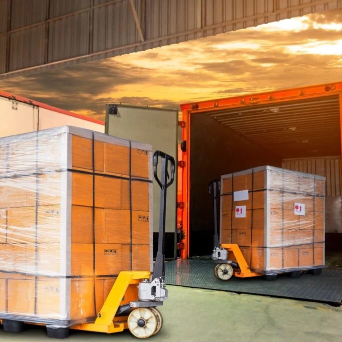 Complete Shipping - Logistics Company